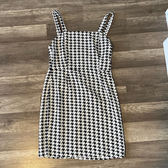 SHEIN | Dresses | Houndstooth Print Dress | Poshmark